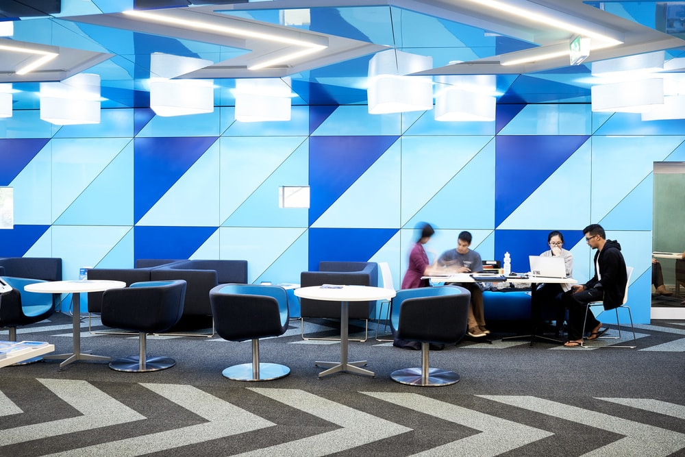 Monash University - Australian Option Education